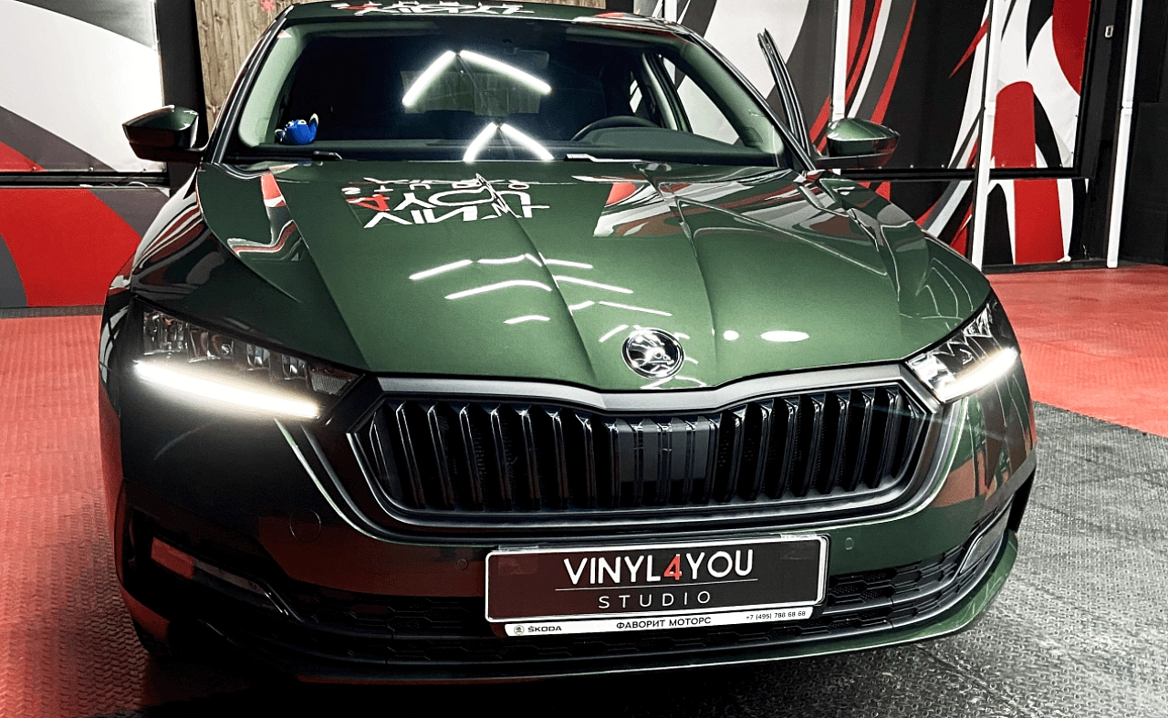 Галерея работ студии VINYL4YOU Оклейка защитной пленкой Skoda Octavia